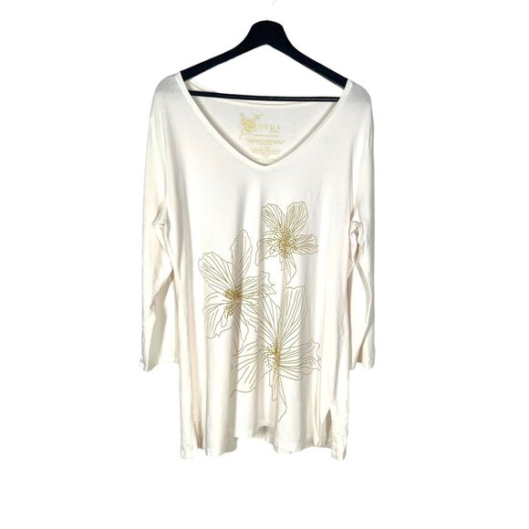 Soma | Tops | Lotus Soma White Floral Print V Neck Long Sleeve Top Xl ...